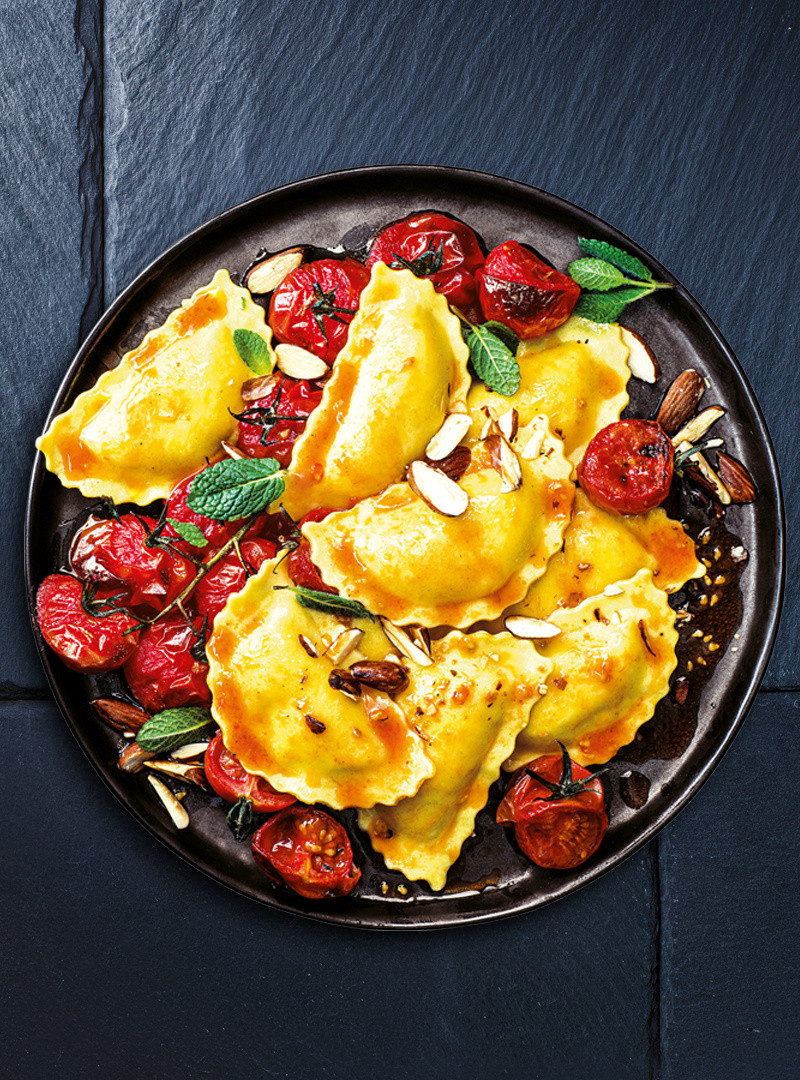 GIRASOLI & RAVIOLI - La Famiglia Rana